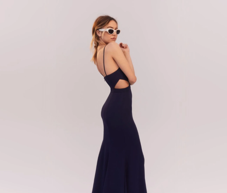 How to Wear a Side Cut Out Maxi Dress – The Streets | Fashion and Music
